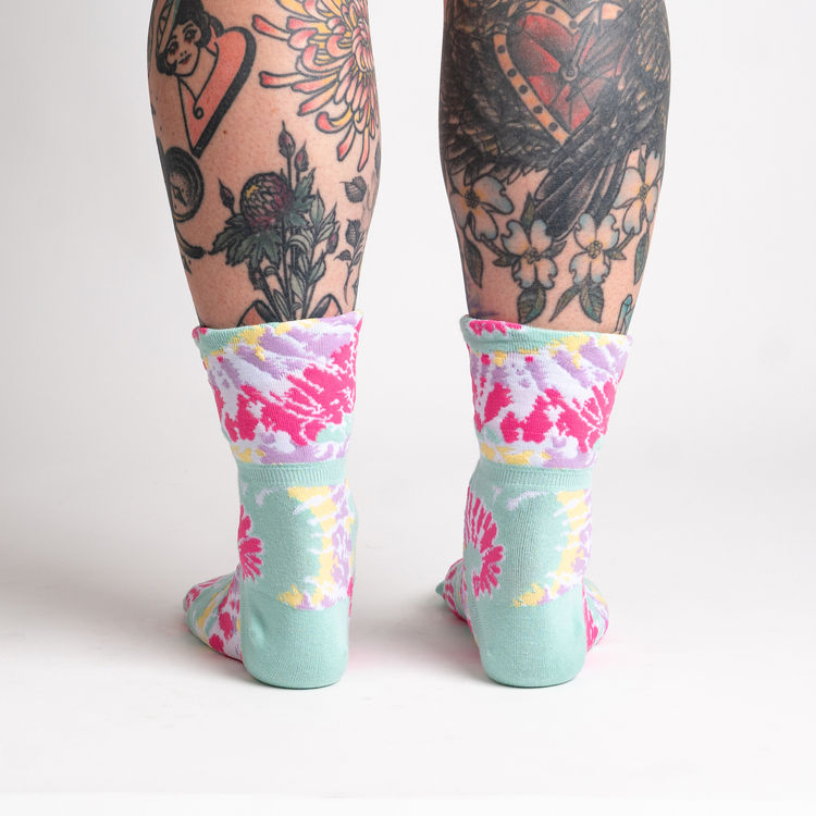 Feeling Groovy | Tie-dye Crew Socks - Green | Women's - Sock It to Me